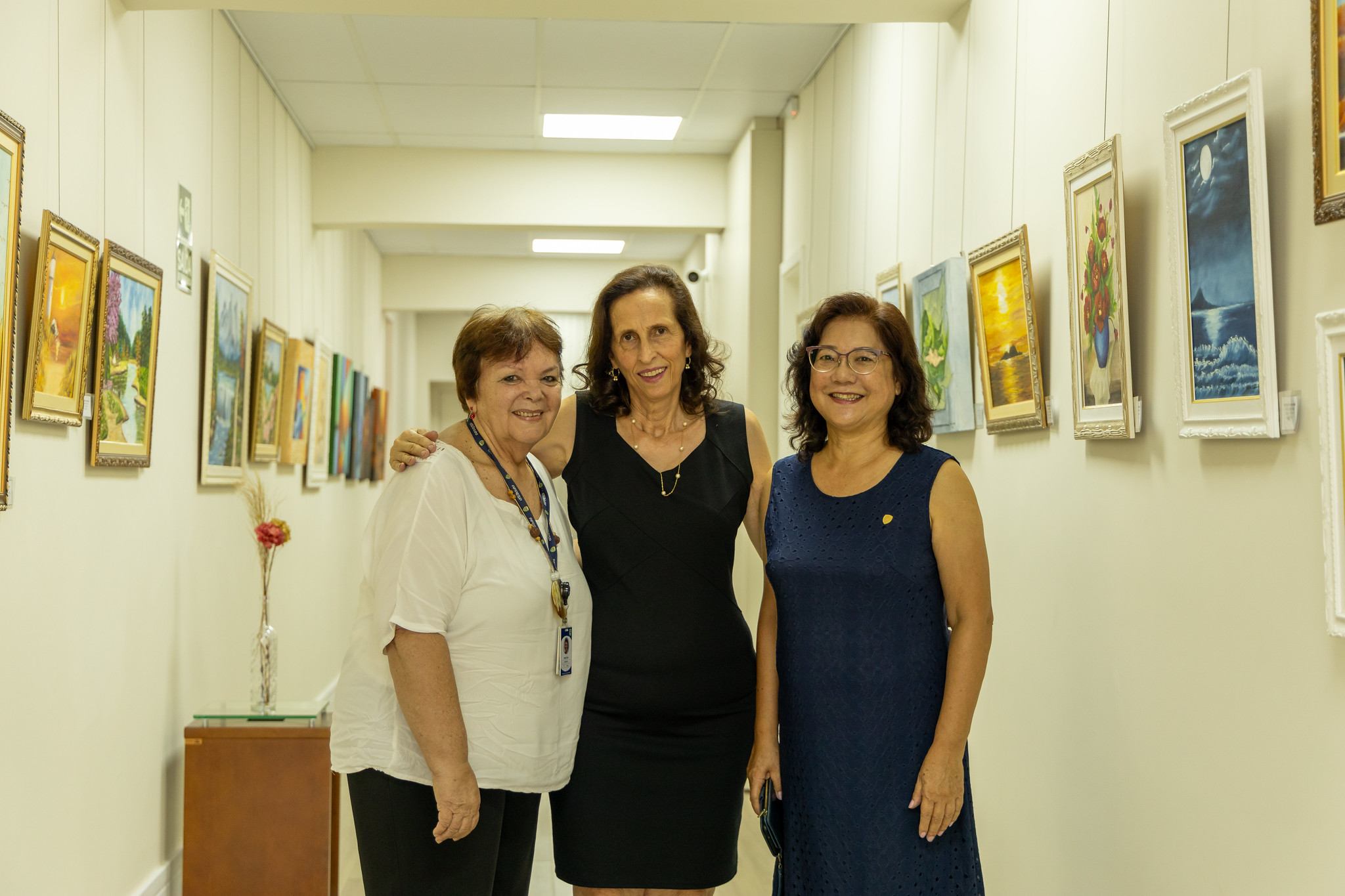Associada artista plástica Regina Cassapula inaugura exposição na ...
